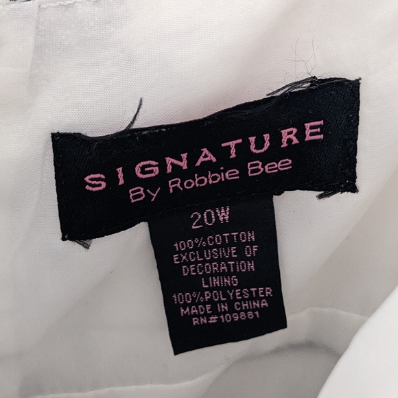 Signature by Robbie Bee | Dresses | Signature Robbie Bee White Floral ...